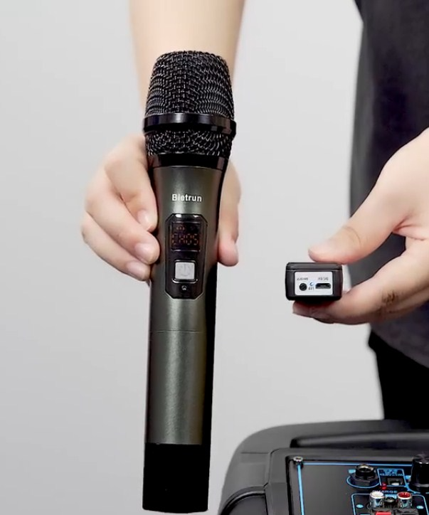 How to Connect Wired/Wireless Microphone with Wired/Bluetooth Speaker [3 Ways] - Hollyland