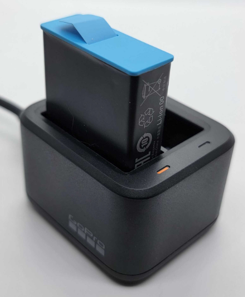 2 Ways to Charge a GoPro 11[Step by Step] - Hollyland